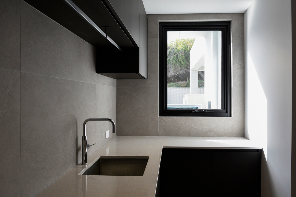 Evoque Cinder Matt 600x600 – WDTiles